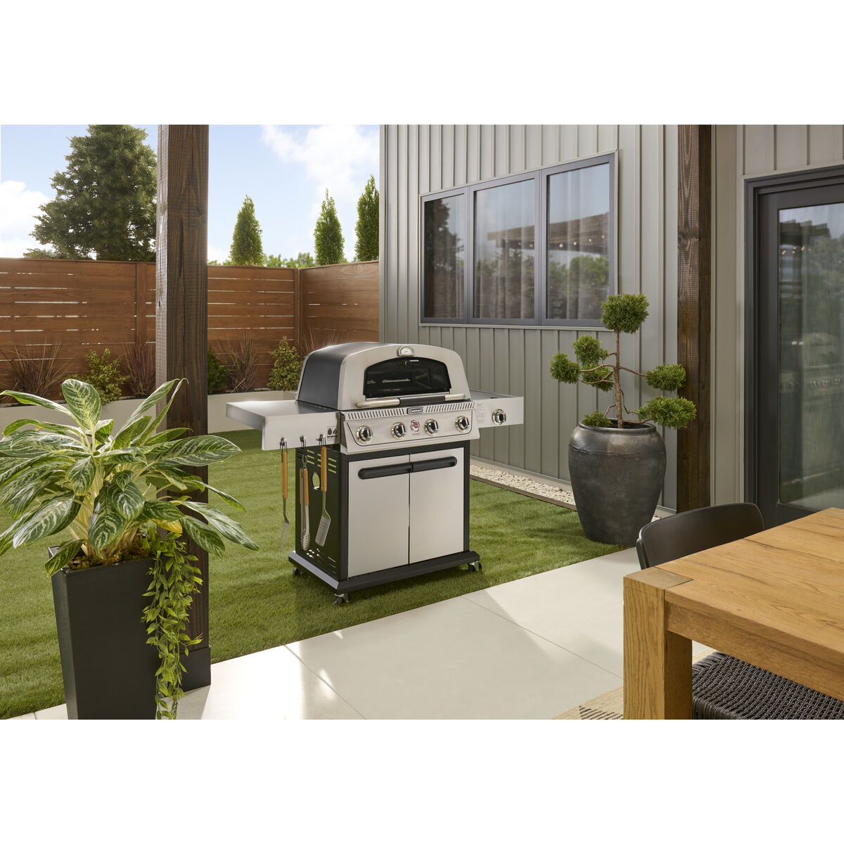 Cuisinart Propel+ Four Burner 3-in-1 Gas Grill (Grill, Griddle, Pizza ...