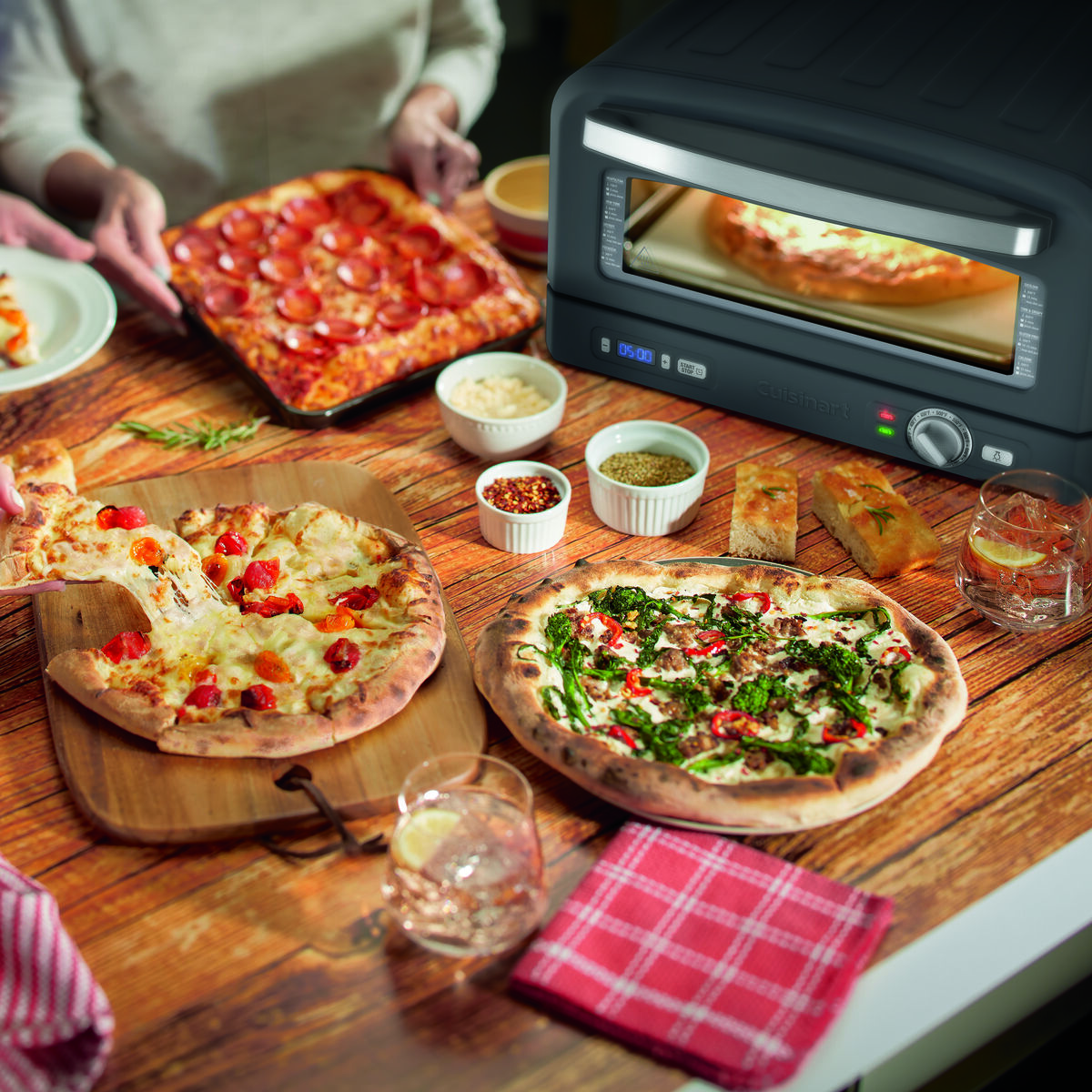how to cook pizza in convection oven