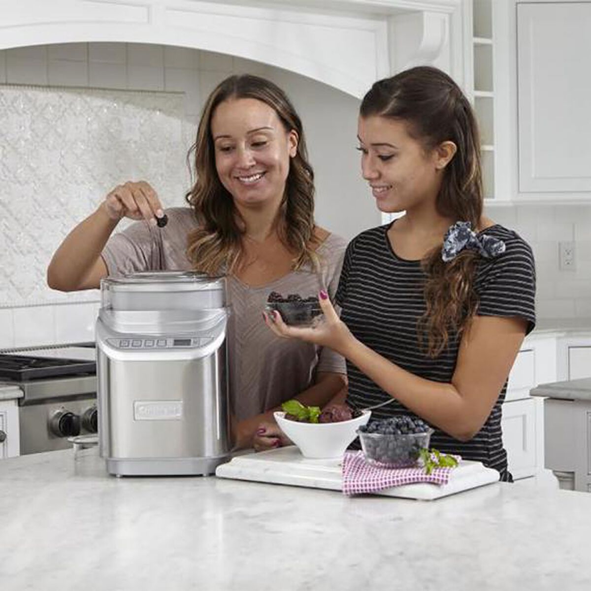 Cool Creations 2 Quart Ice Cream Maker - Cuisinart