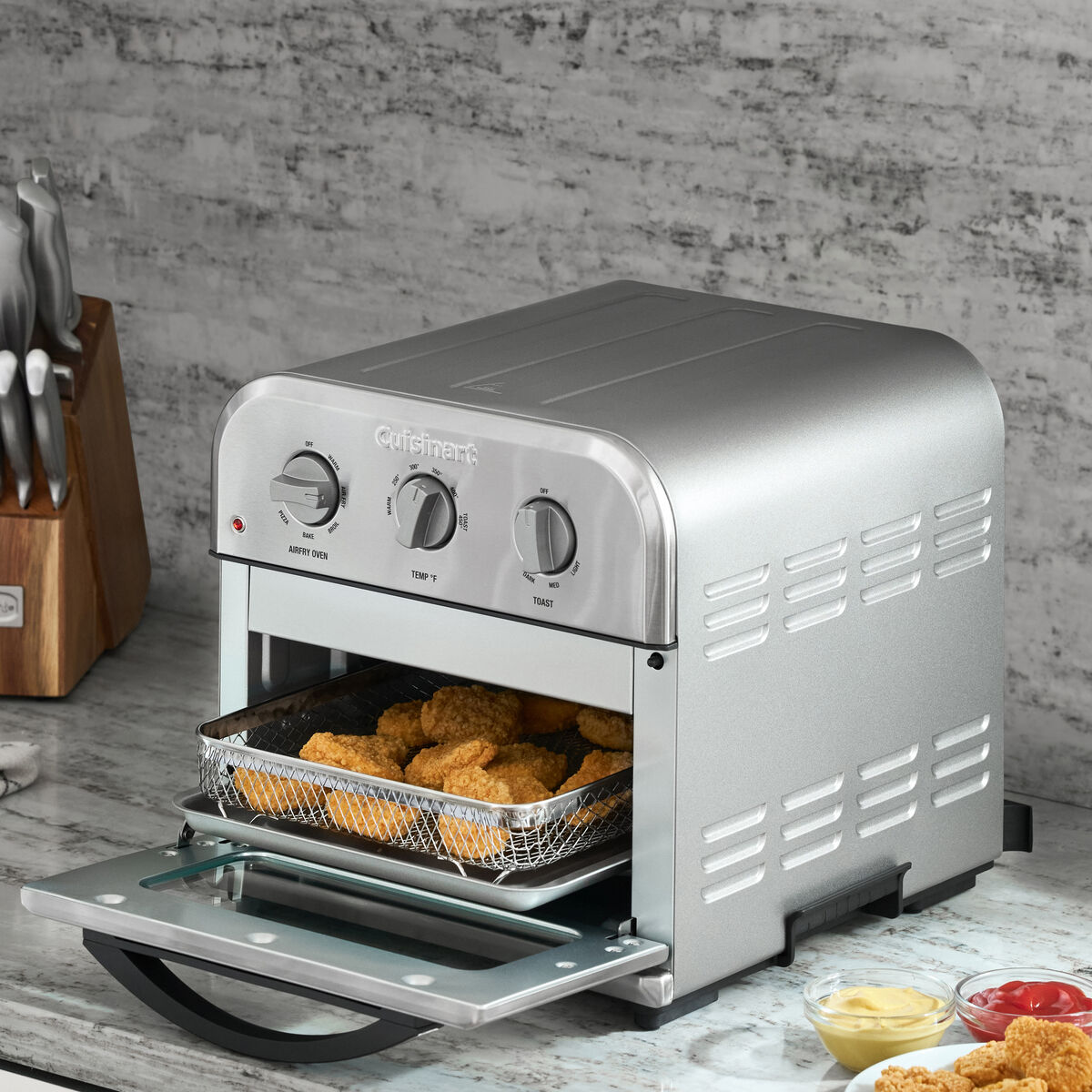 Compact Air Fryer Toaster Oven (TOA-26) - Cuisinart