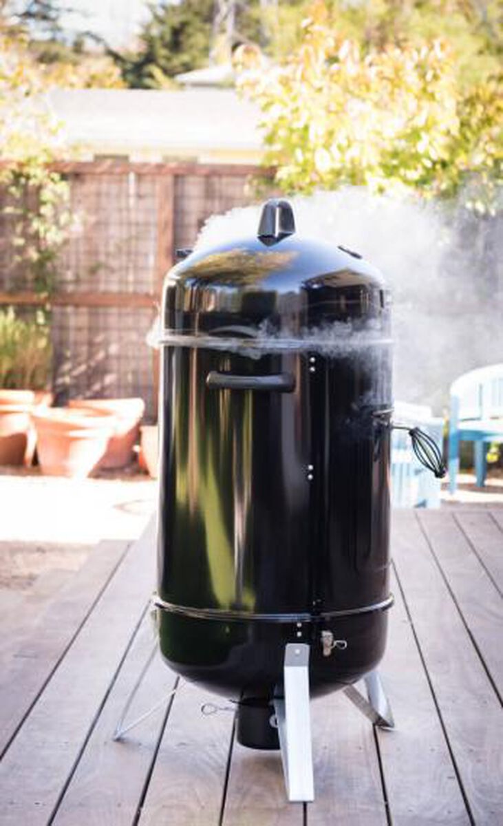 16" Vertical Charcoal Smoker - Cuisinart