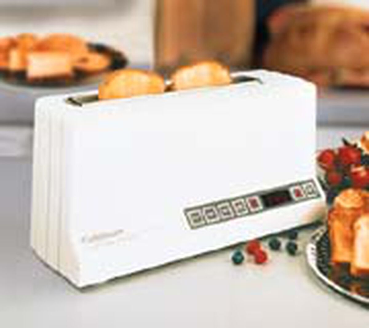 Discontinued Cool Touch™ Toaster - Cuisinart