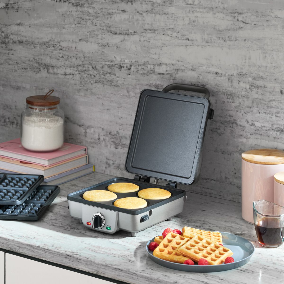 waring waffle maker plates