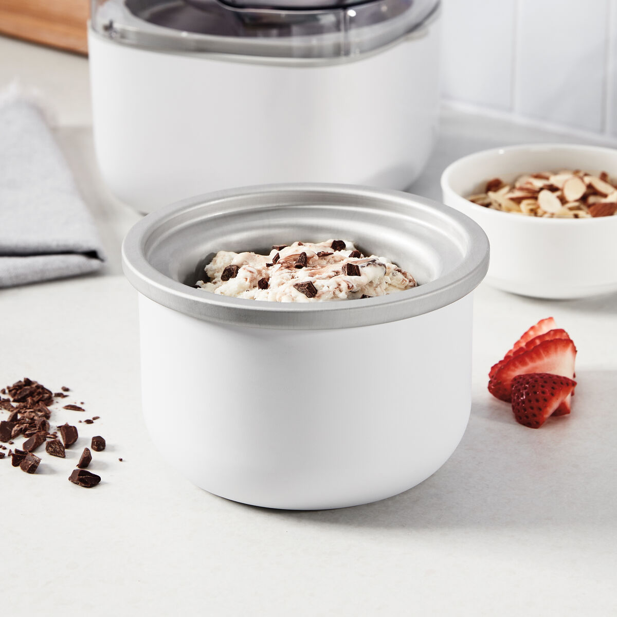 1 Pint Wonder Ice Cream Maker Freezer Bowl - Cuisinart