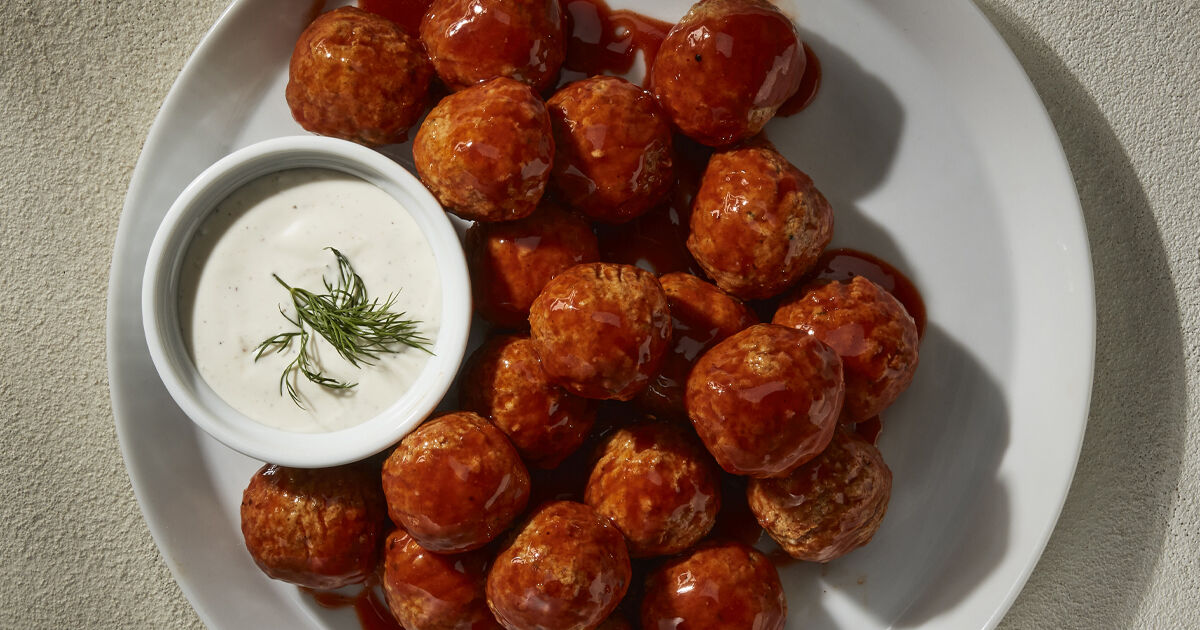 Buffalo Chicken Mini Meatballs - Recipes - Cuisinart