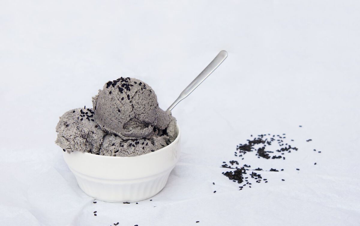 Black Sesame Cookies and Cream Ice Cream - Recipes - Cuisinart