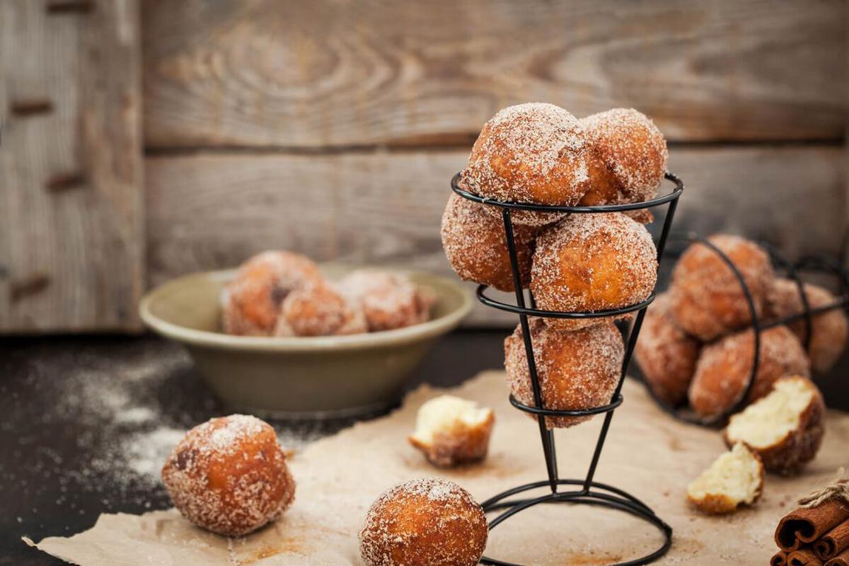 Cinnamon Sugar Doughnut Bites